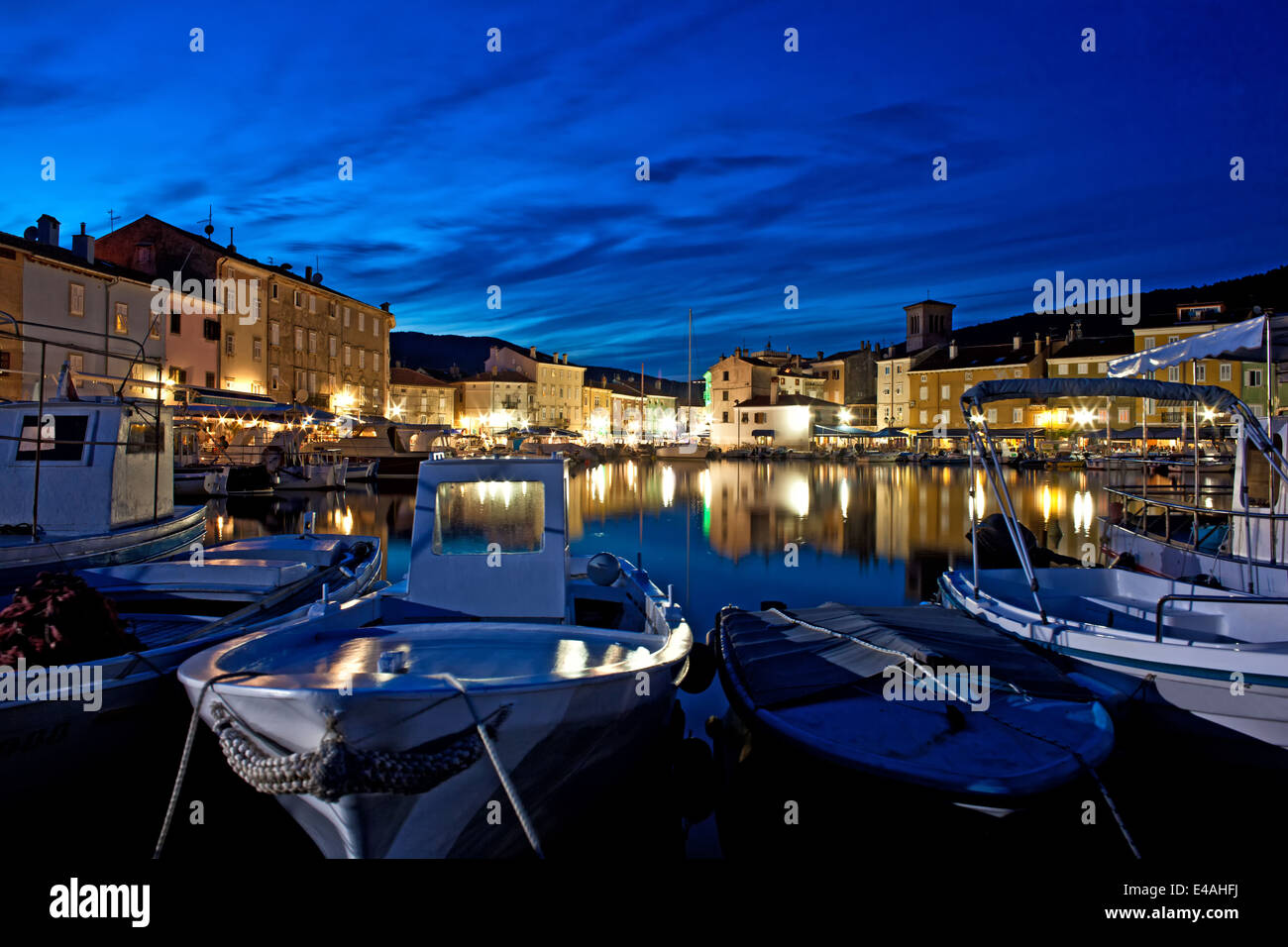 Ship night view hi-res stock photography and images - Alamy
