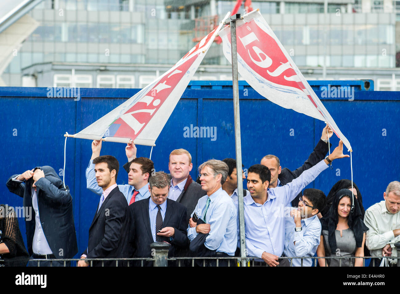 Third leg hi-res stock photography and images - Alamy