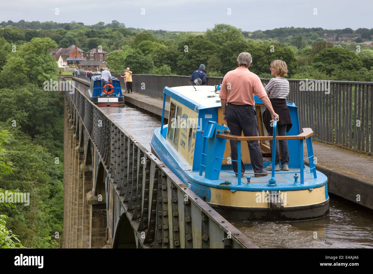Narrowboats crossing the Pontcysyllte Aqueduct on the Llangollen Canal ...