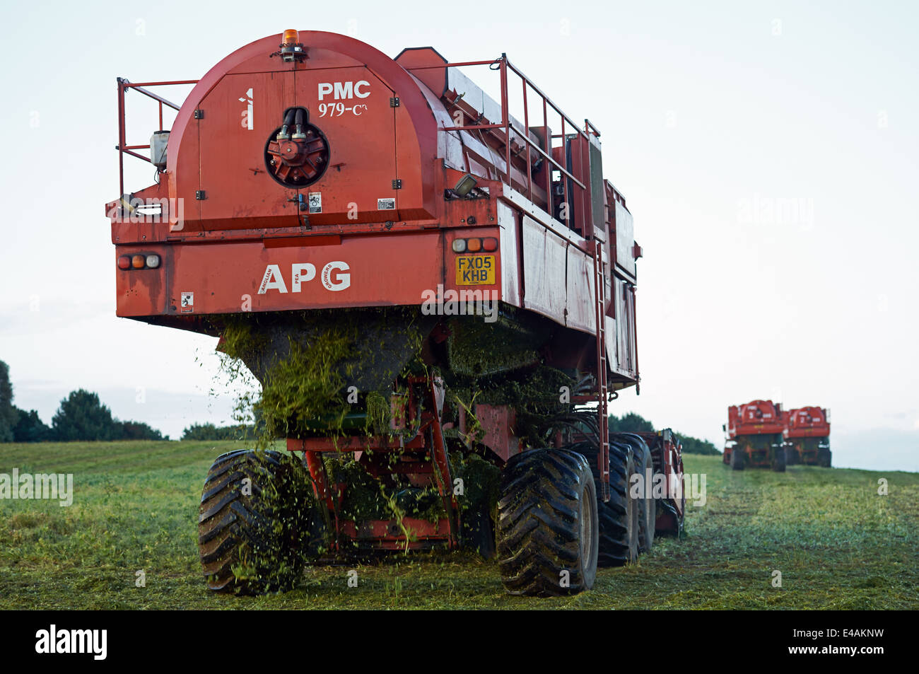 Self propelled pea harvesters hi-res stock photography and images - Alamy