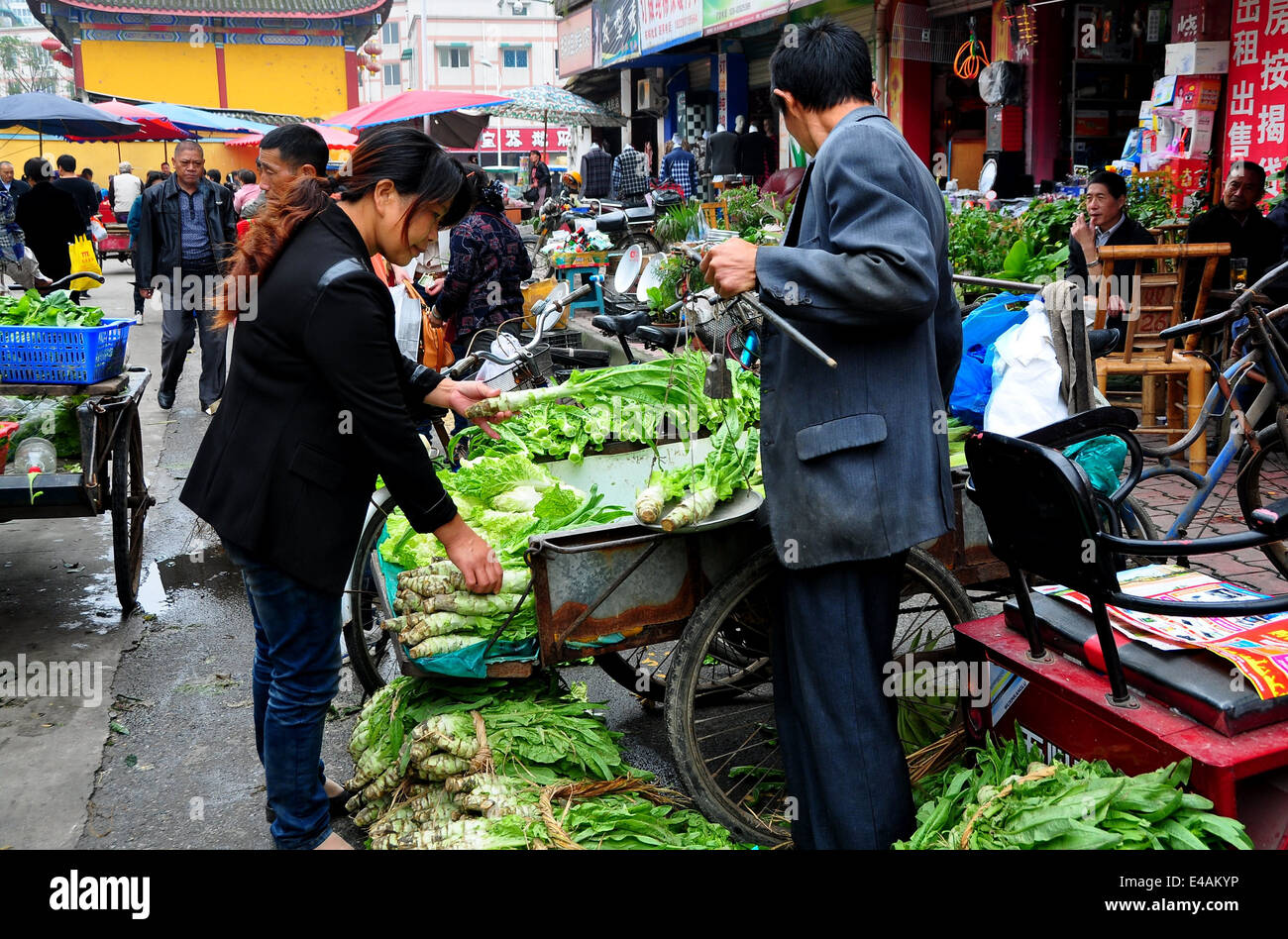 Fresh produce china hi-res stock photography and images - Alamy