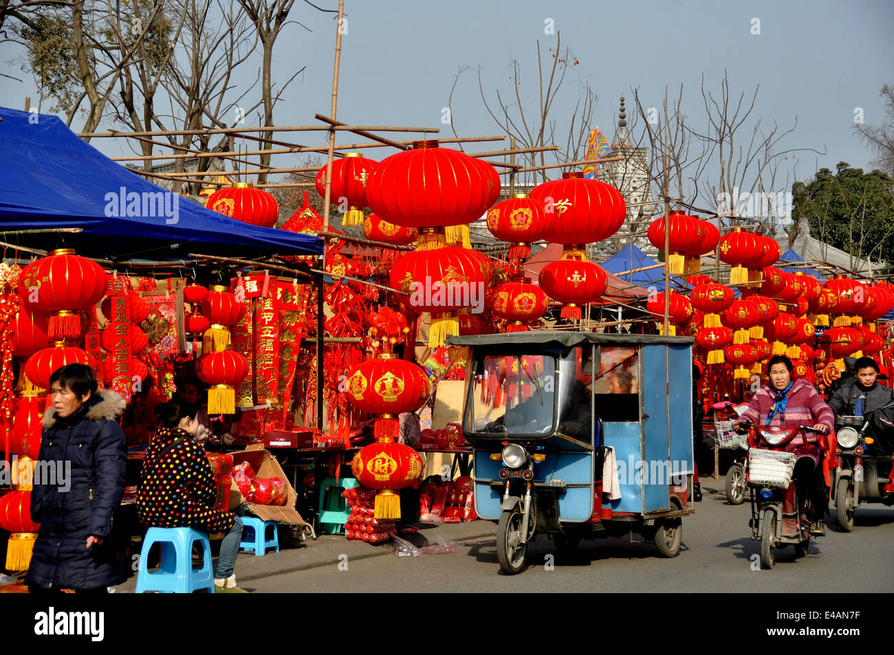 Pengzhou, China: Bright red lanterns and other Chinese New Year ...