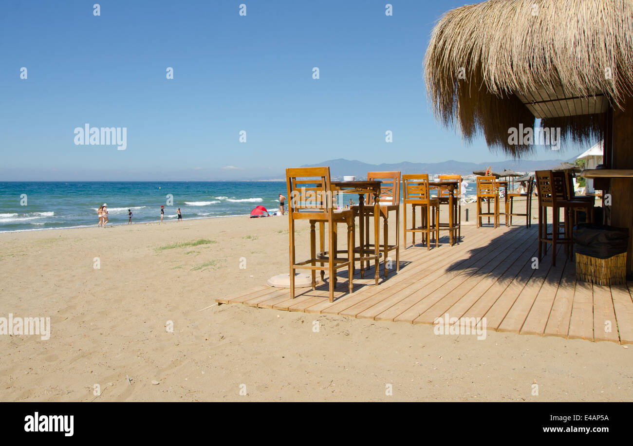 Luxury beach bar hi-res stock photography and images - Alamy