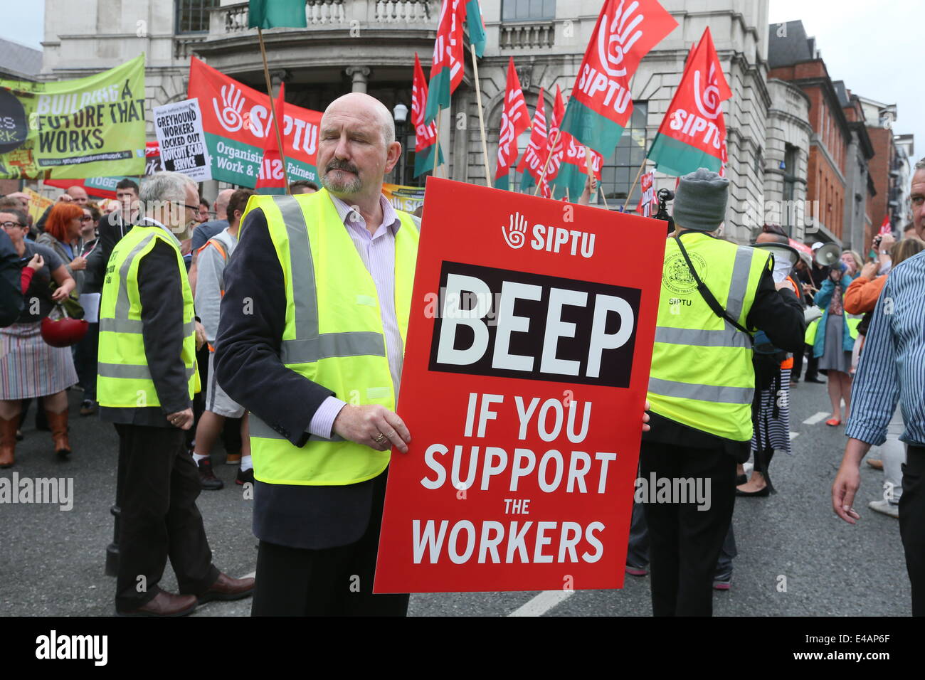 Dublin city centre following hi-res stock photography and images - Alamy