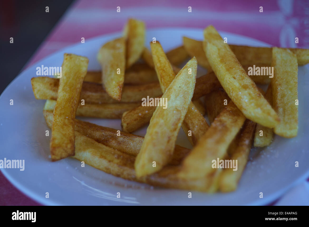Homemade chips hi-res stock photography and images - Alamy
