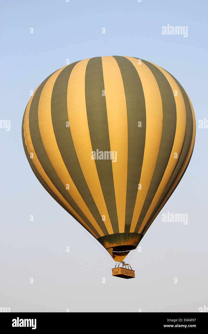 Air balloon tour hi-res stock photography and images - Alamy