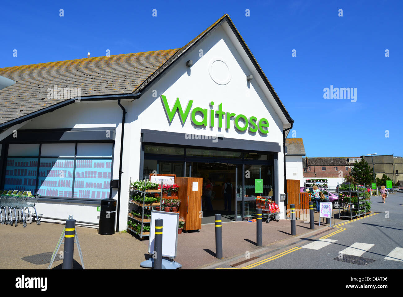 Teignmouth town centre hi-res stock photography and images - Alamy