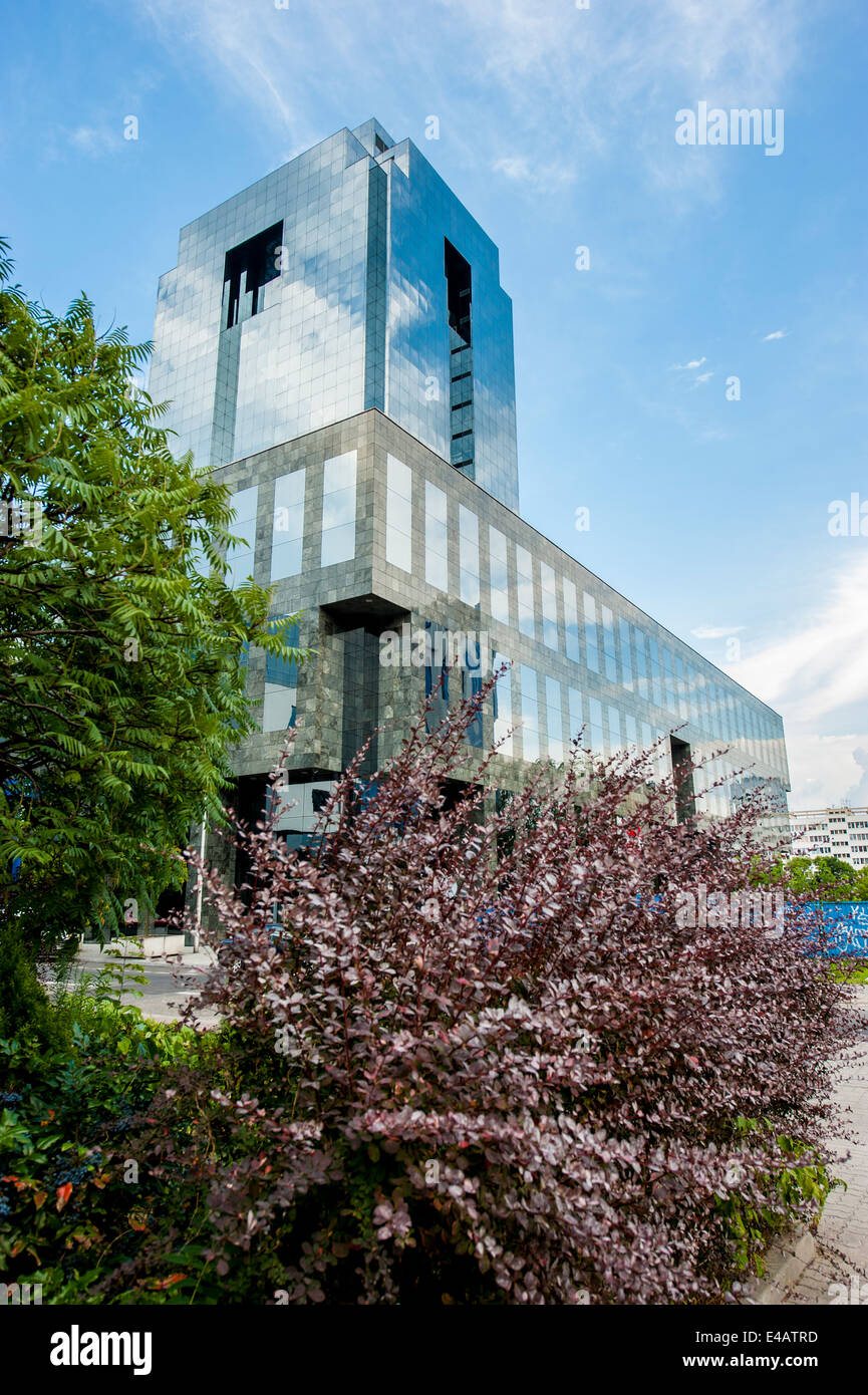Modern high-rise office building in Warsaw, Poland Stock Photo - Alamy
