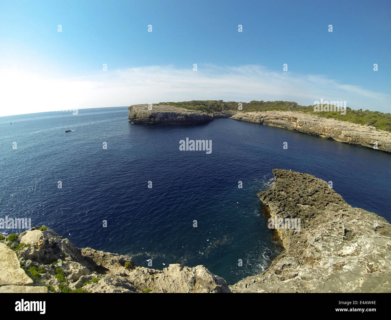 Ocean and land hi-res stock photography and images - Alamy