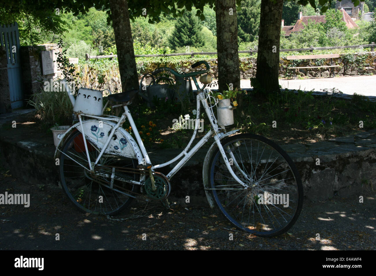 Beautiful bicycle hi-res stock photography and images - Alamy