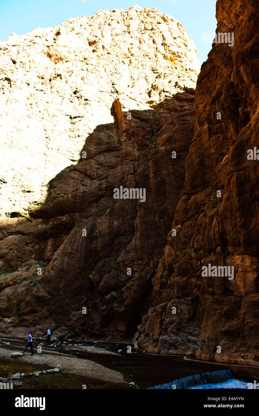 Aspects of the Todgha Gorge,Paved road,Hotels,Hiking,Carpet Sellers ...