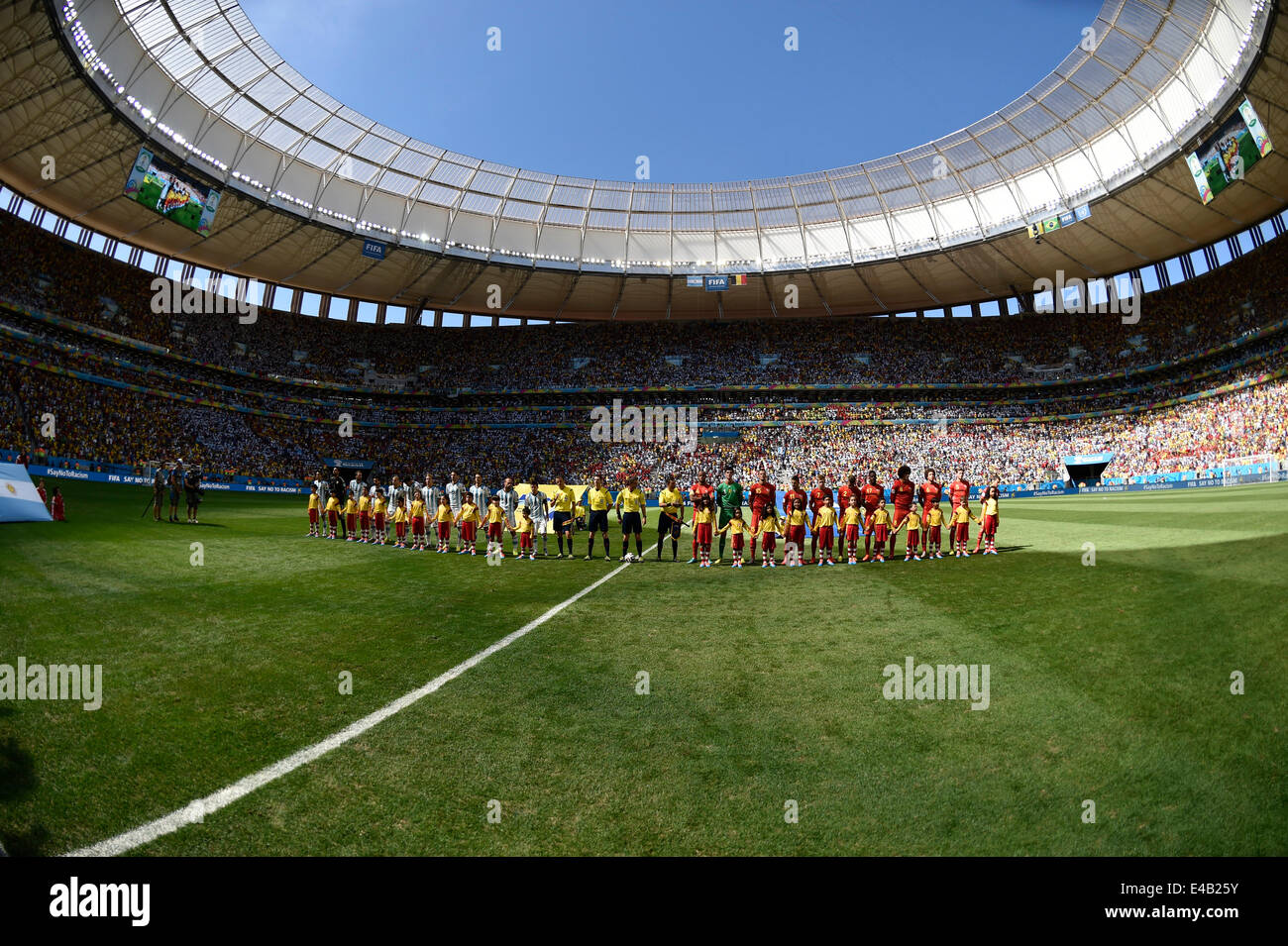Brasilia, Brazil. 5th July, 2014. Two team group line-up Football ...
