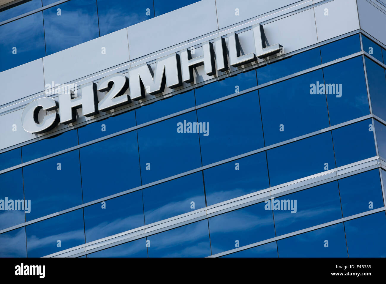 An office building occupied by CH2M HILL Stock Photo - Alamy