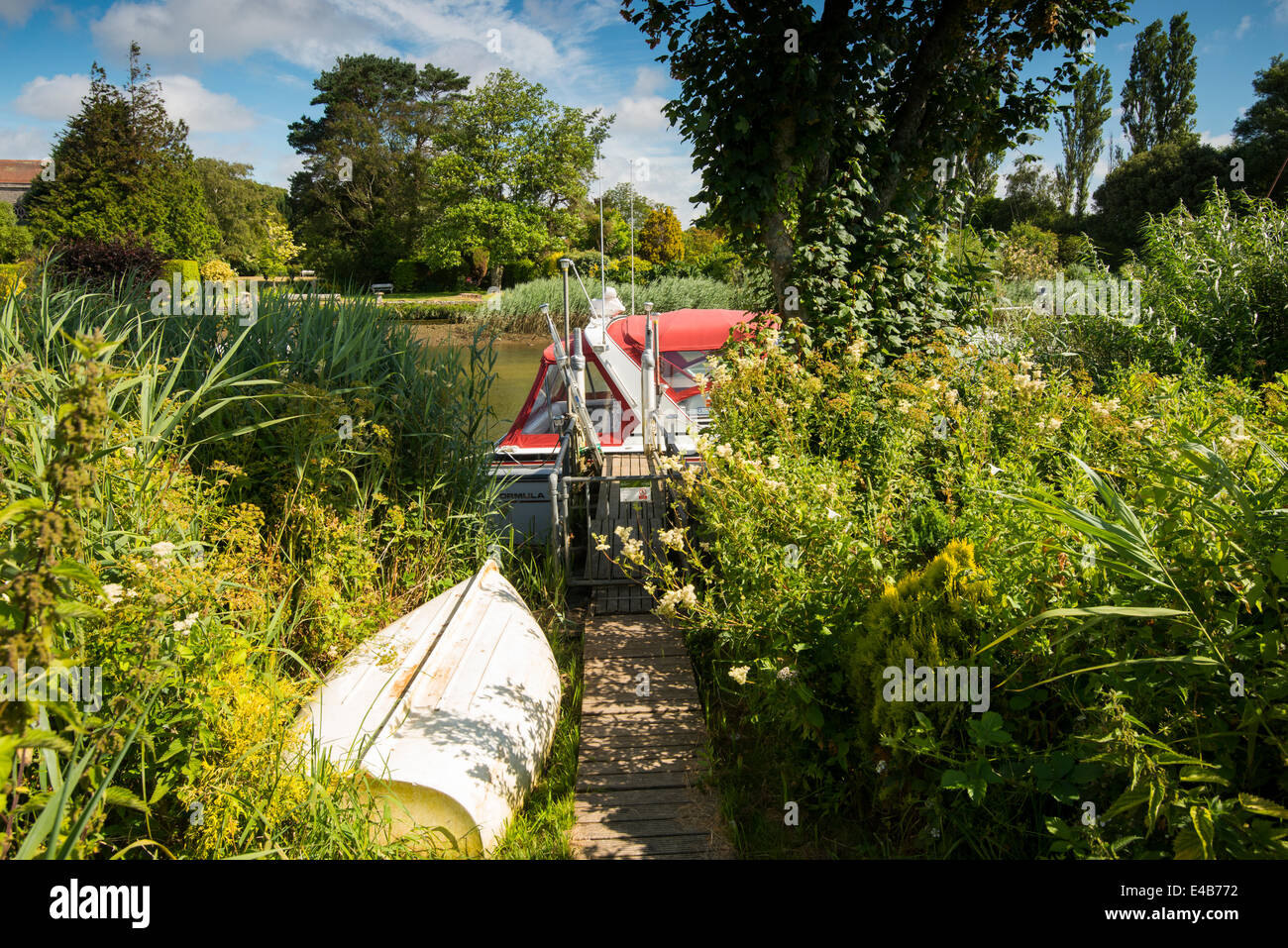 Wareham River Boats High Resolution Stock Photography and Images - Alamy