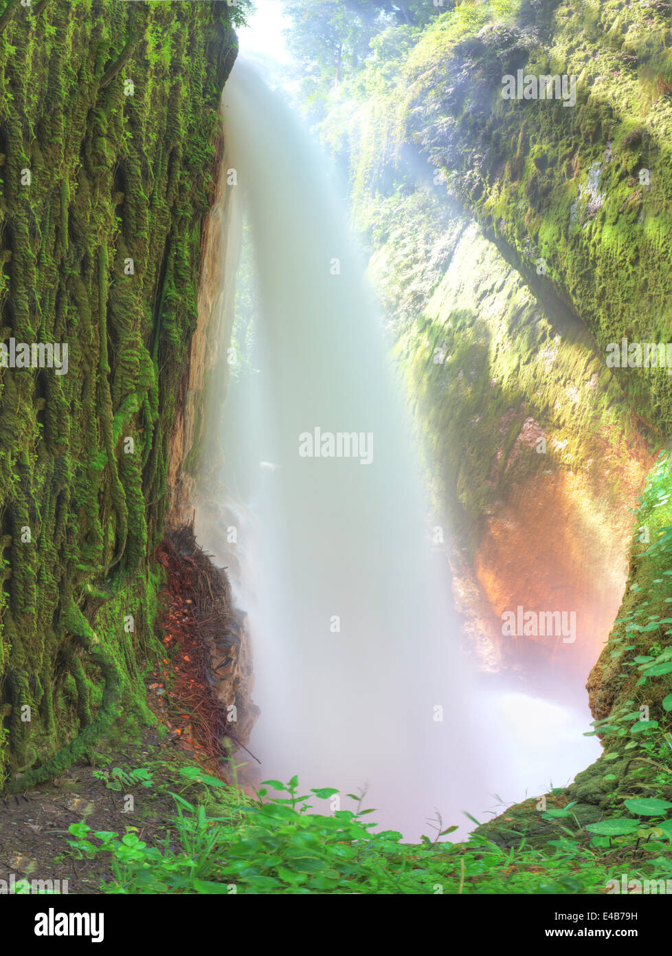 Blawan waterfall hi-res stock photography and images - Alamy