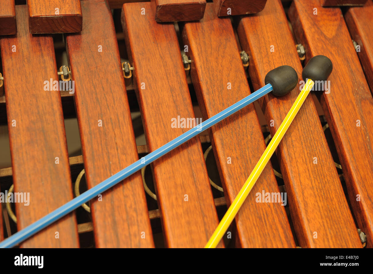 Wood xylophone and mallets Stock Photo - Alamy