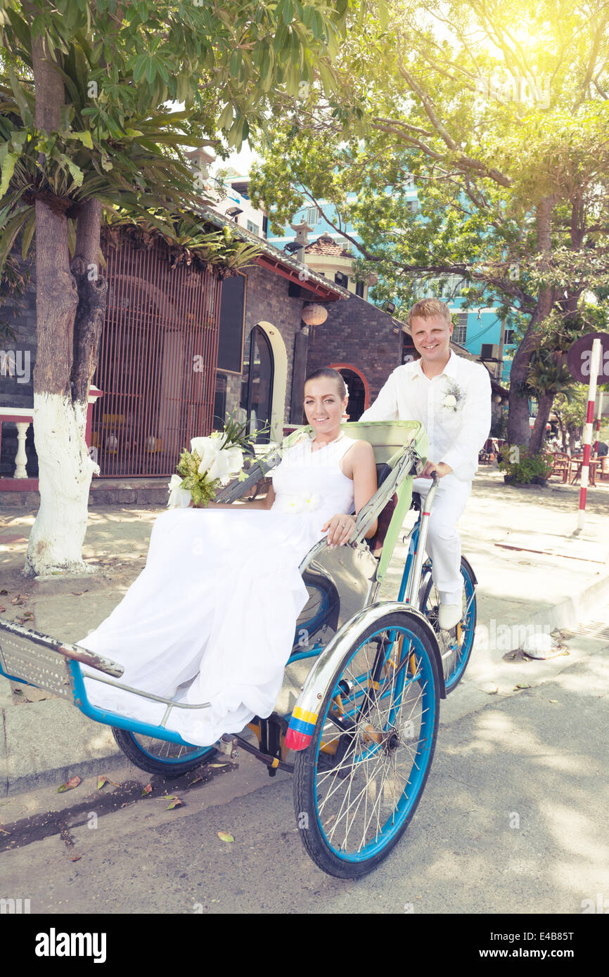 Rickshaw wedding hi-res stock photography and images - Alamy