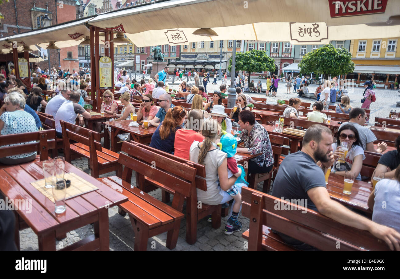 Spiz restaurant beer garden Wroclaw Old Market Stock Photo - Alamy