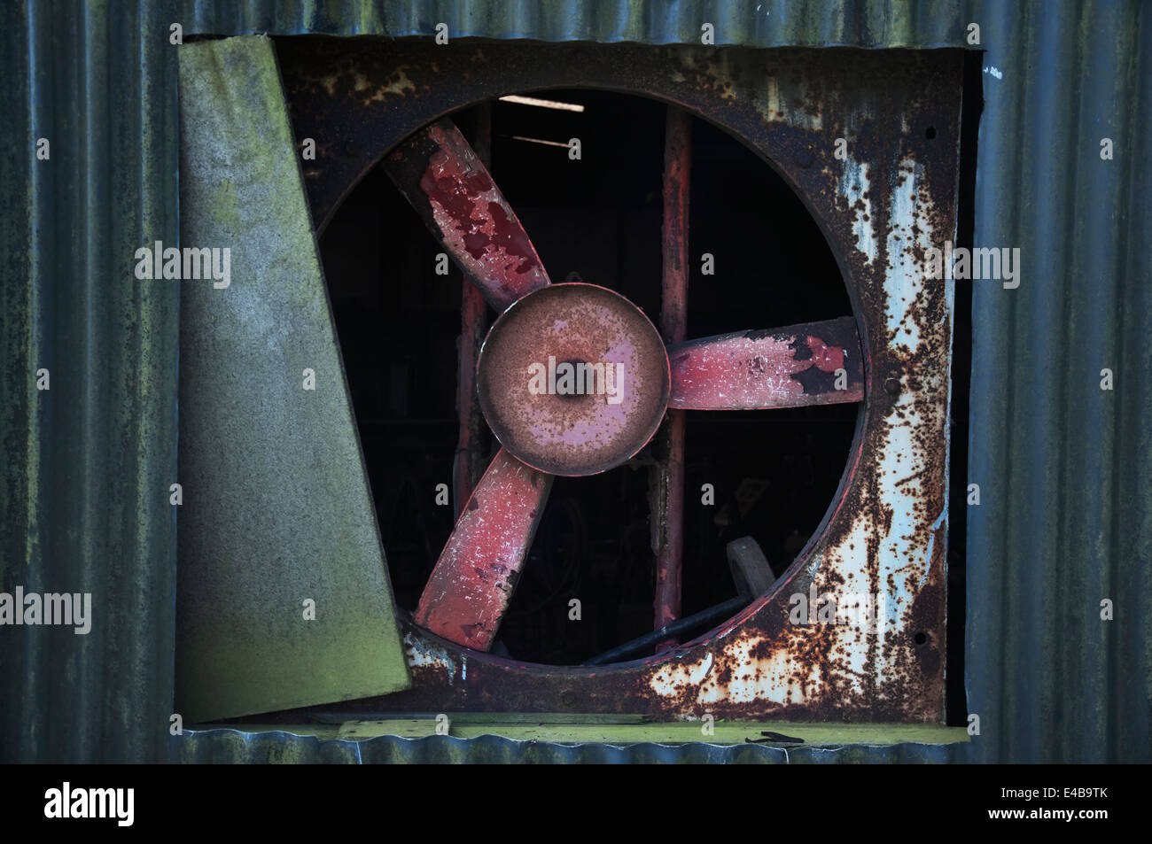 Old, rusty fan Stock Photo - Alamy