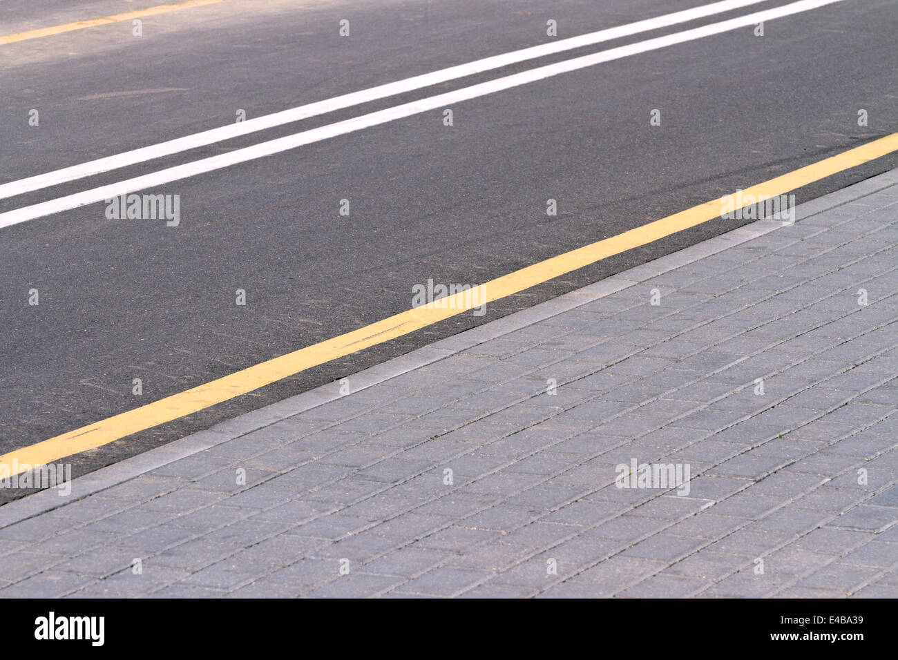 Double bike way hi-res stock photography and images - Alamy