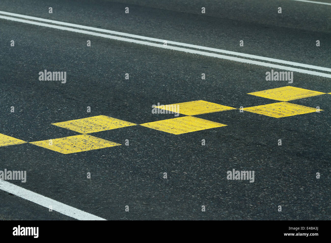Road marking paint hi-res stock photography and images - Alamy