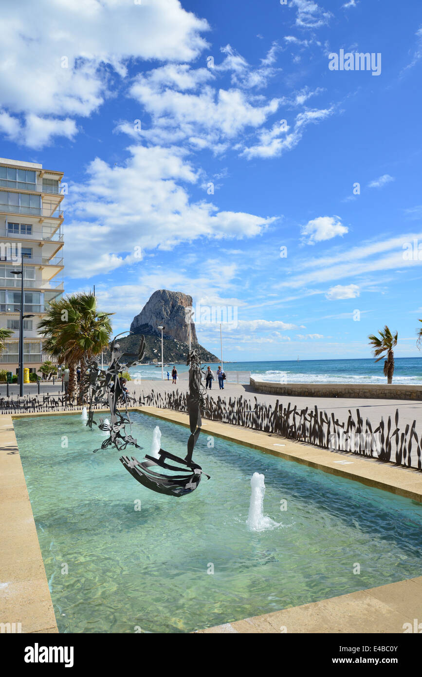 Fountain on Plaza de Colon, Calpe (Calp), Costa Blanca, Alicante ...