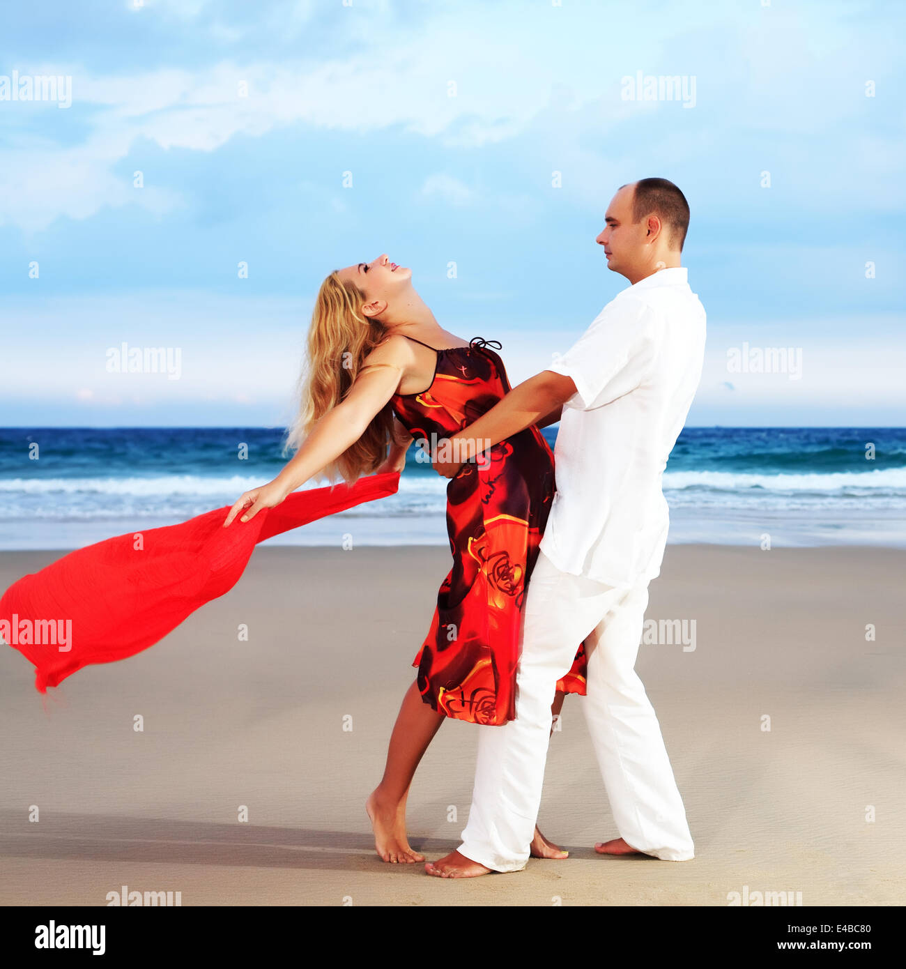 Two beautiful women dancing beach hi-res stock photography and images ...