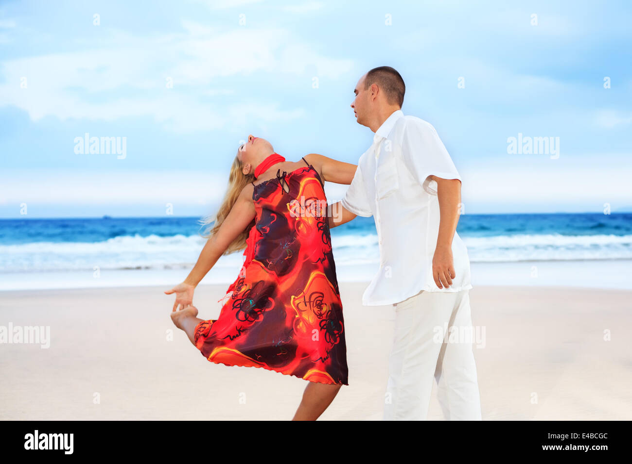 Two beautiful women dancing beach hi-res stock photography and images ...