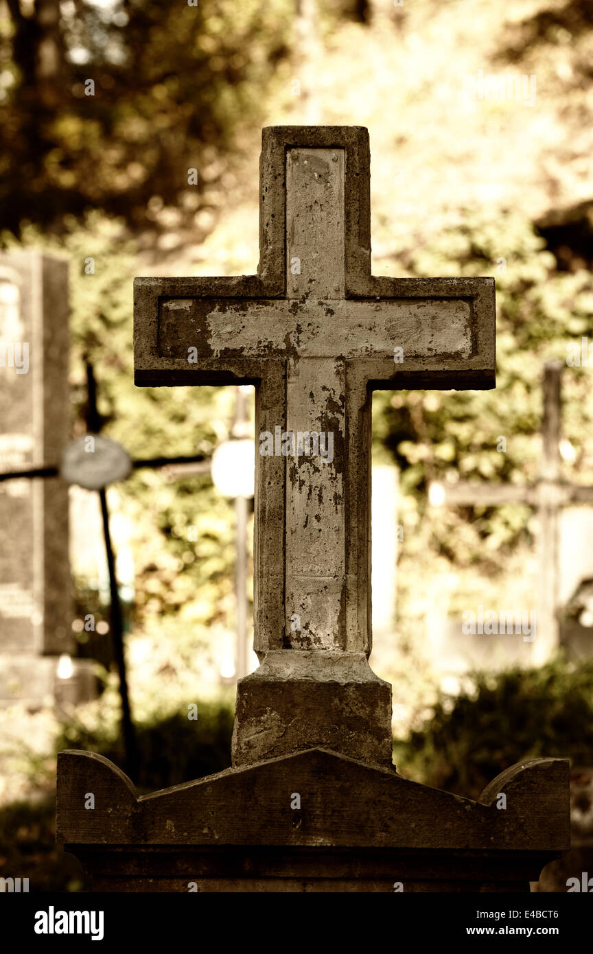Old cross on a cemetery Stock Photo - Alamy