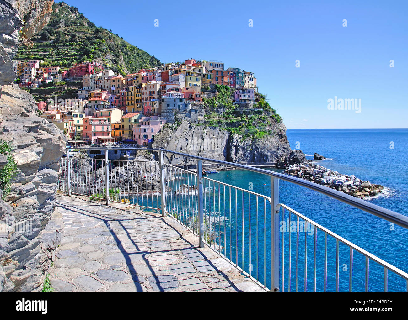 Cinque terre italian riviera hi-res stock photography and images - Alamy