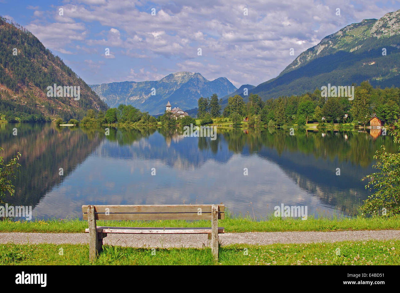 Lake grundlsee hi-res stock photography and images - Alamy