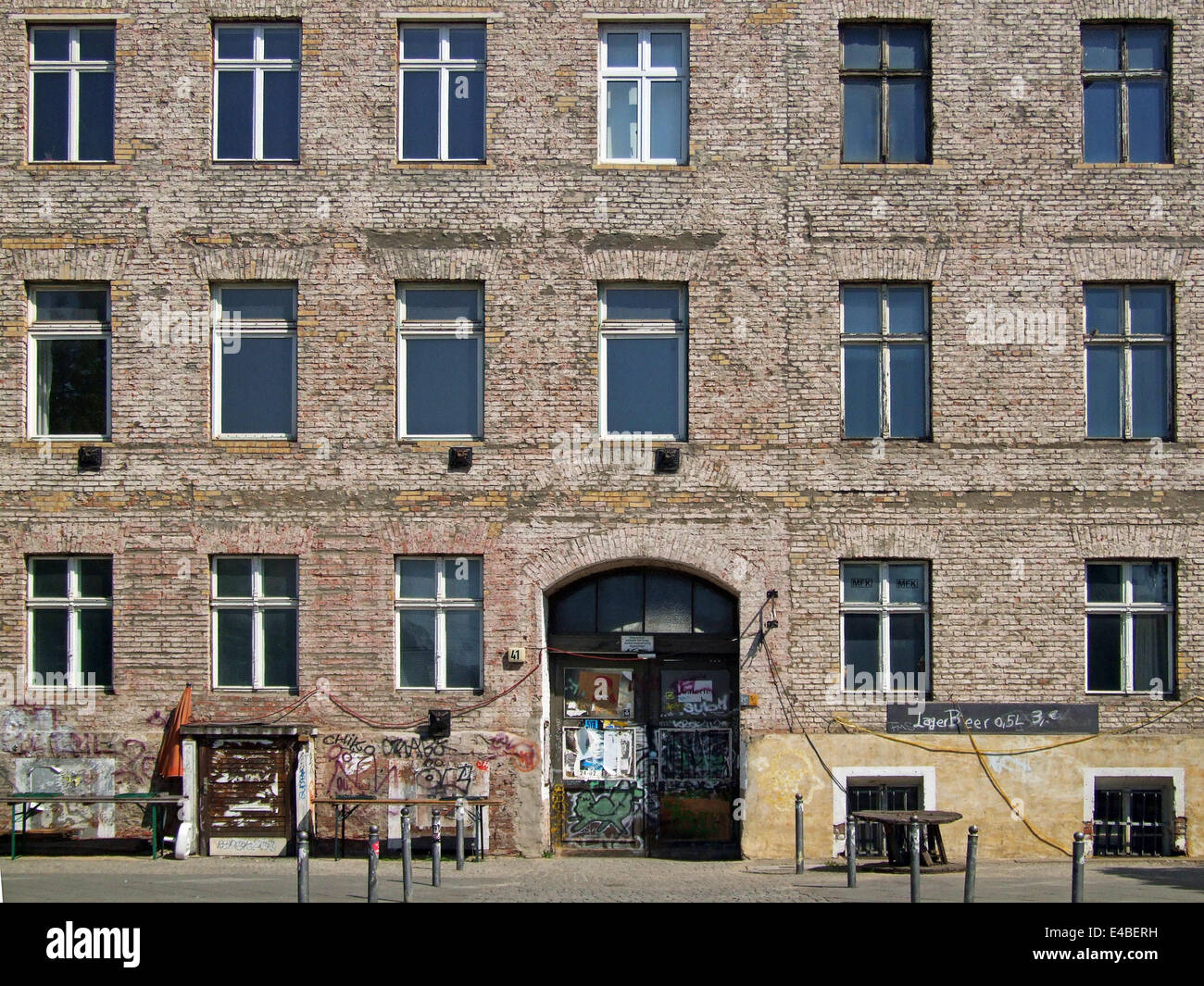 Refurbishment old building hi-res stock photography and images - Alamy