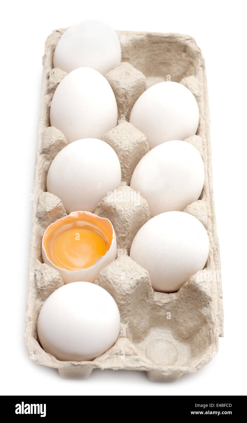 Broken eggs in box Cut Out Stock Images & Pictures - Alamy