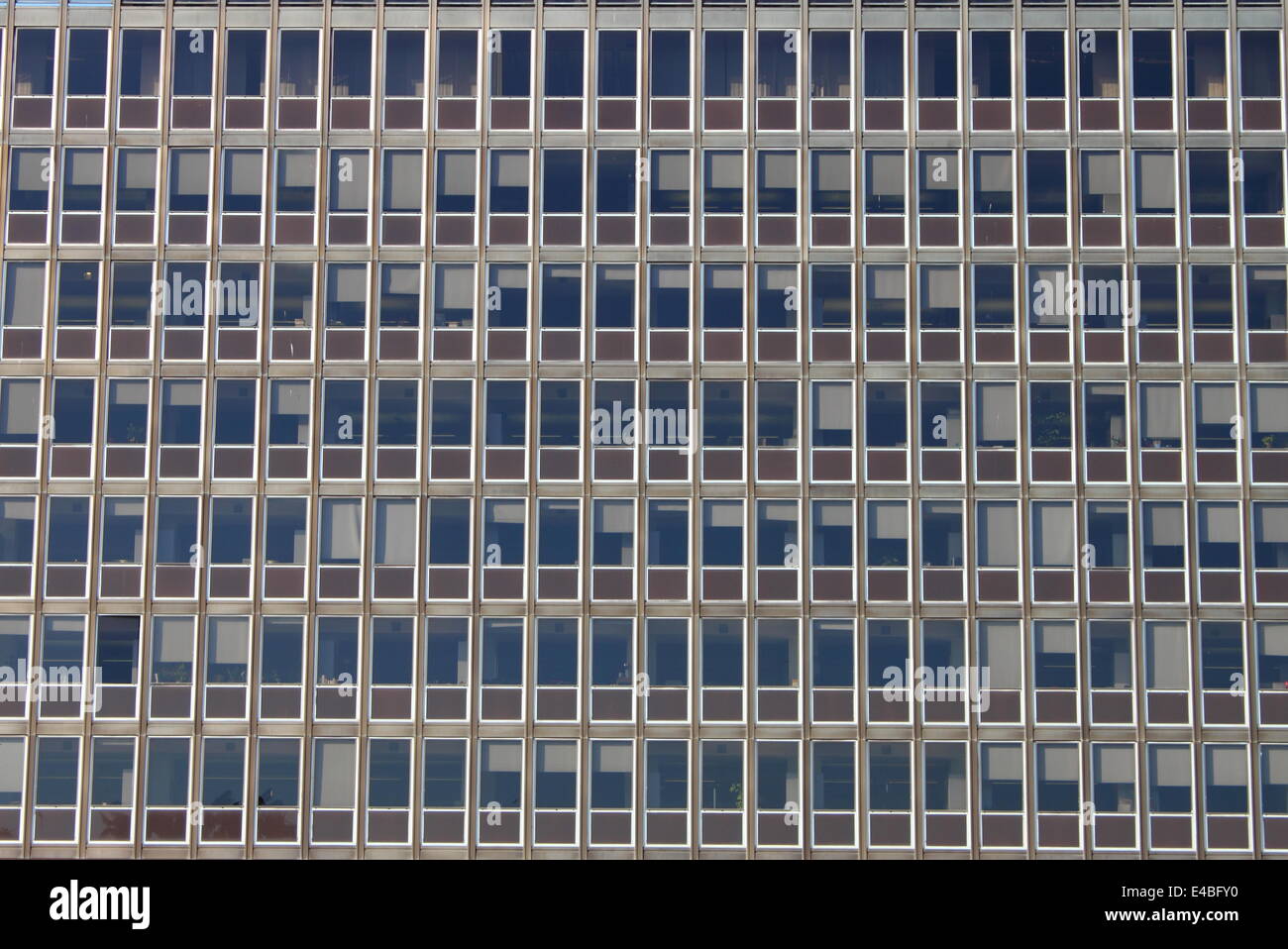 Modern windows and floors hi-res stock photography and images - Alamy