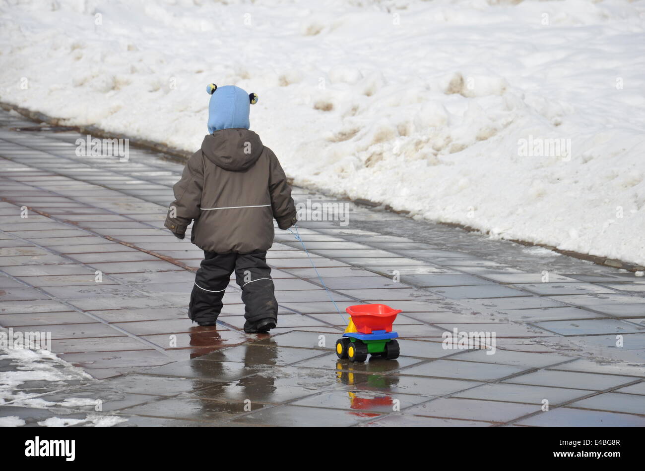 Plastic string hi-res stock photography and images - Alamy