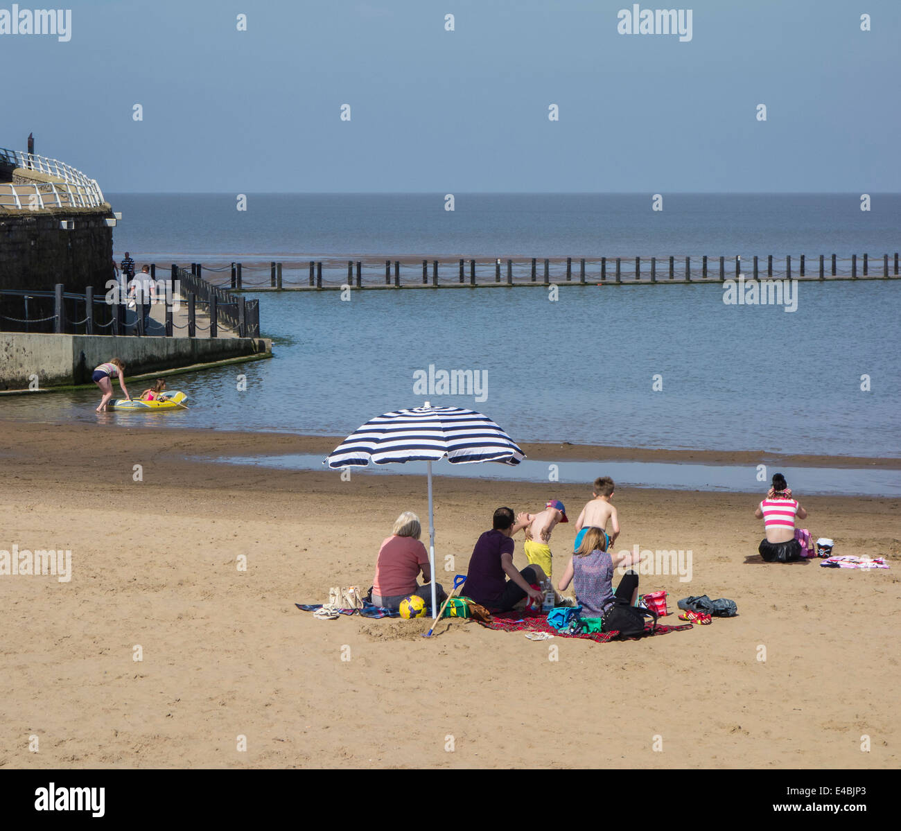 Marine lake beach hi-res stock photography and images - Alamy