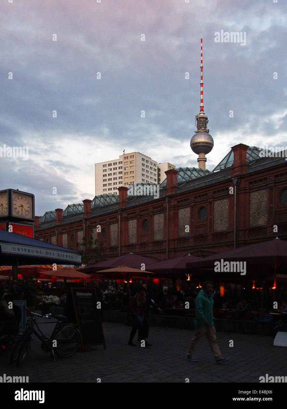 Hackescher markt hi-res stock photography and images - Alamy