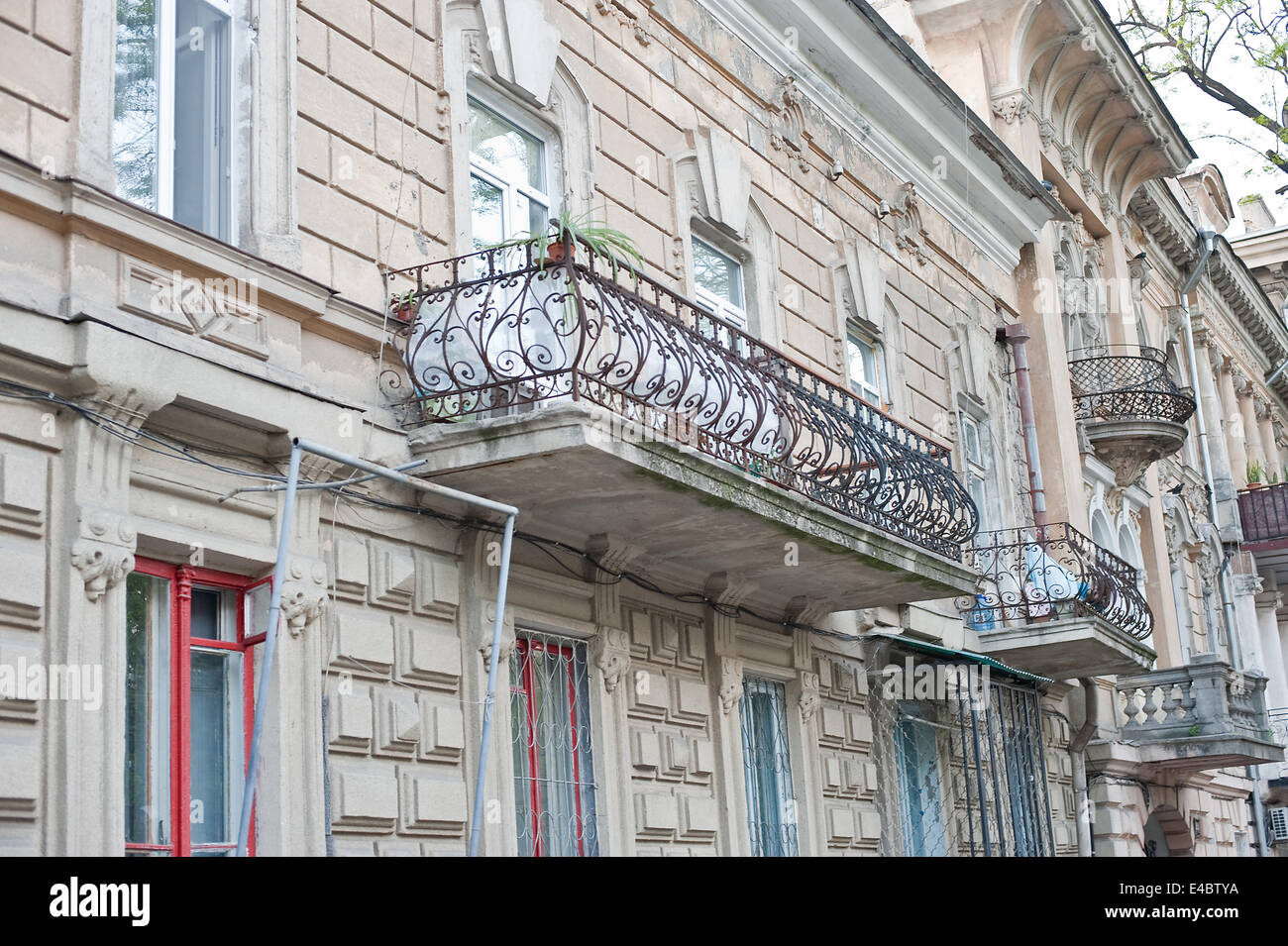 Old french buildings balcony hi-res stock photography and images - Alamy