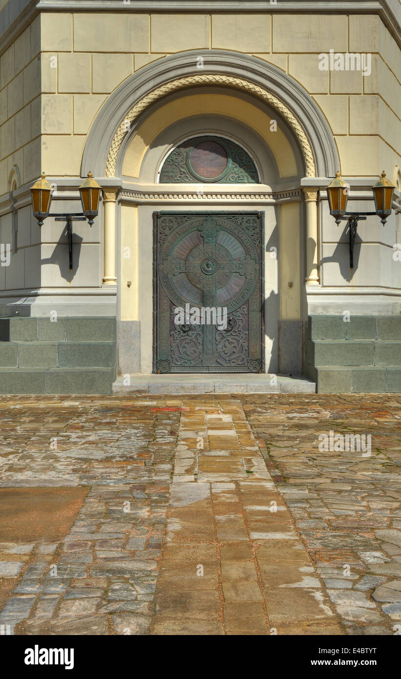 Arch door in cloister hi-res stock photography and images - Alamy