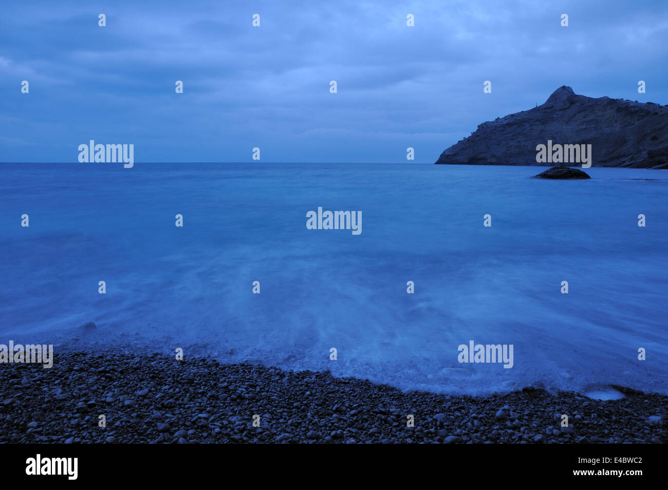 The night sea Stock Photo - Alamy
