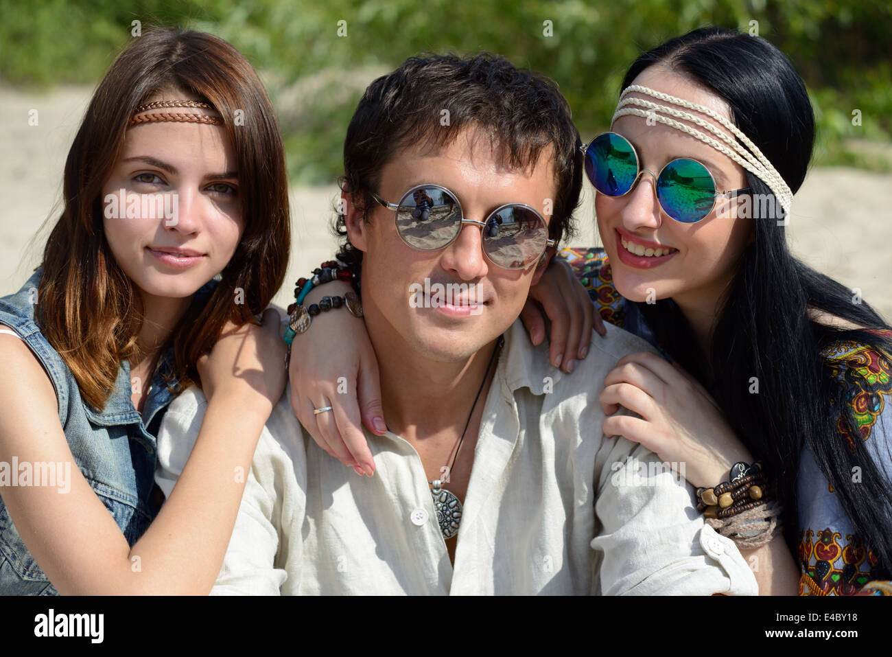 Group summer fun hi-res stock photography and images - Alamy