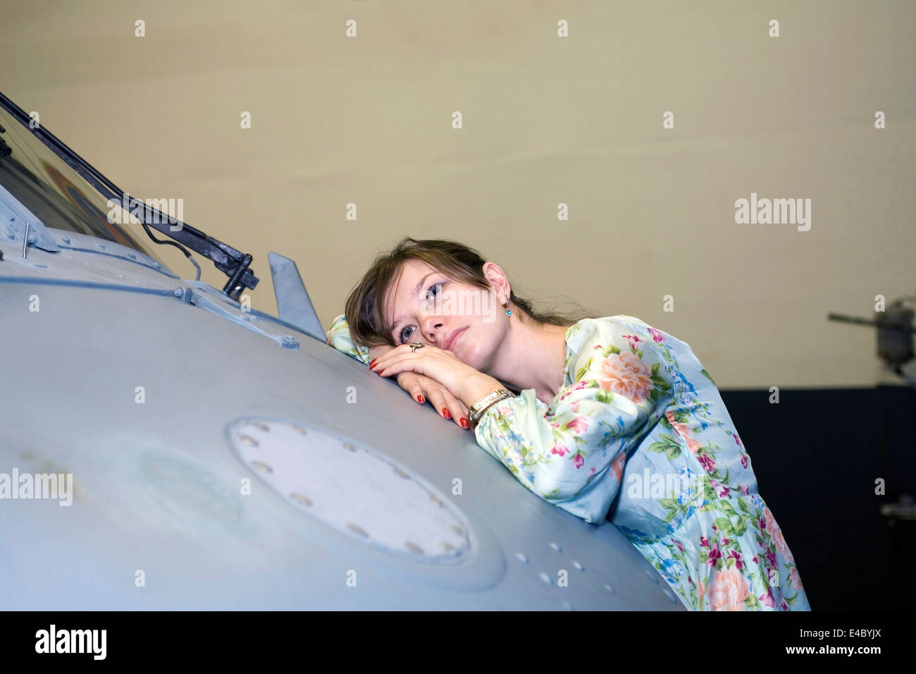 Caucasian military lady woman hi-res stock photography and images - Alamy