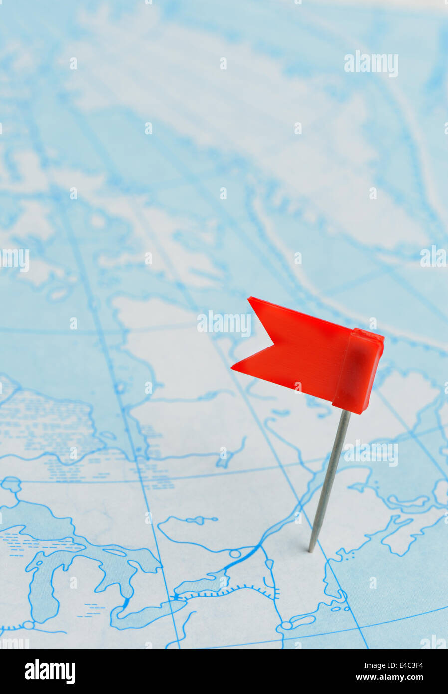 Push pin flag hi-res stock photography and images - Alamy