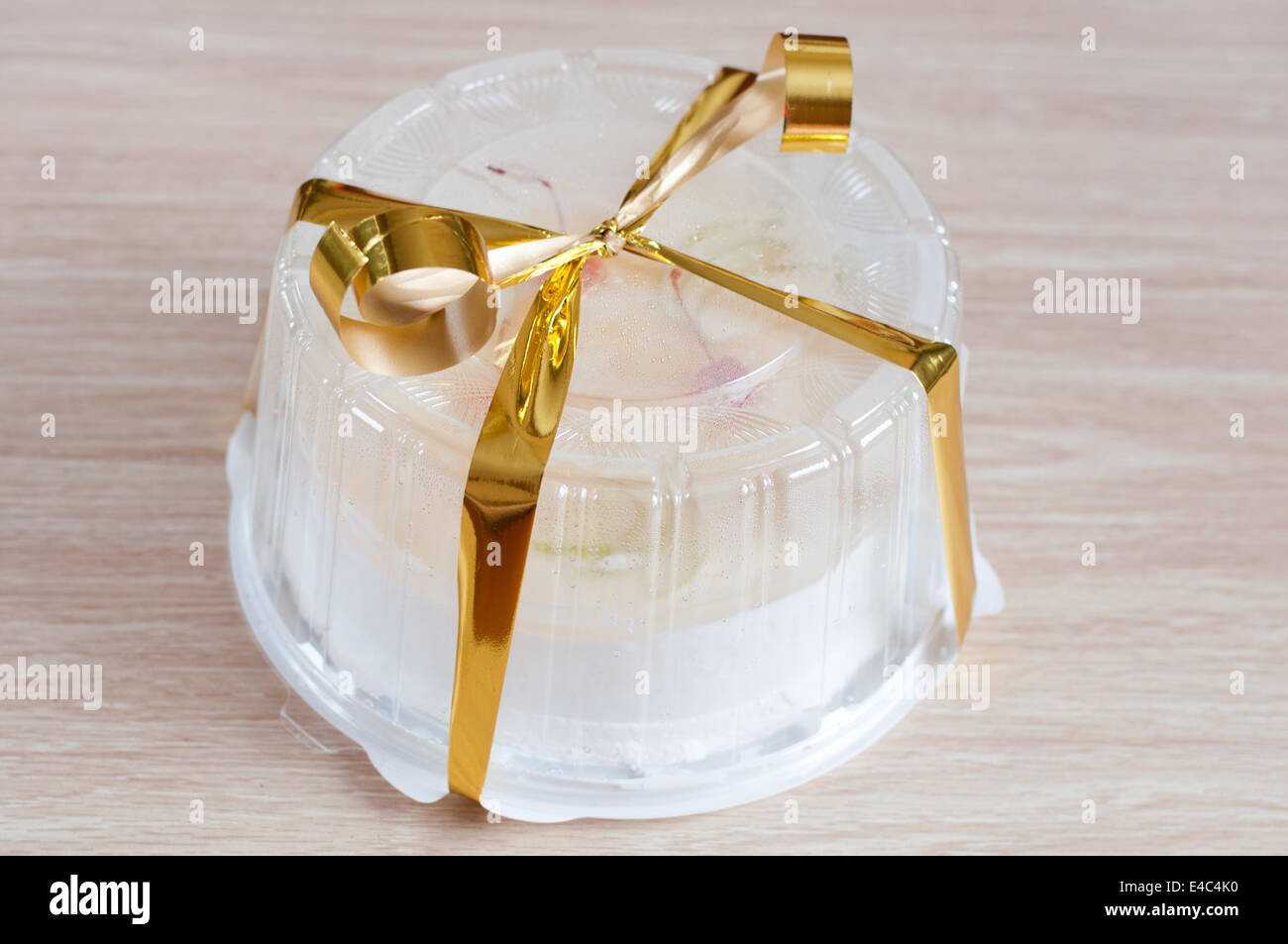 Birthday cake in the package Stock Photo - Alamy