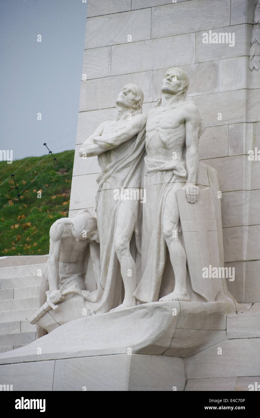 The pacifist Breaking of the Swords statue of the Canadian National ...