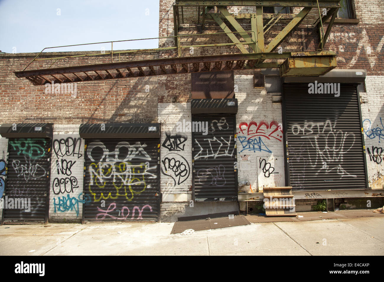 Poor Neighborhood Poverty Usa High Resolution Stock Photography and ...