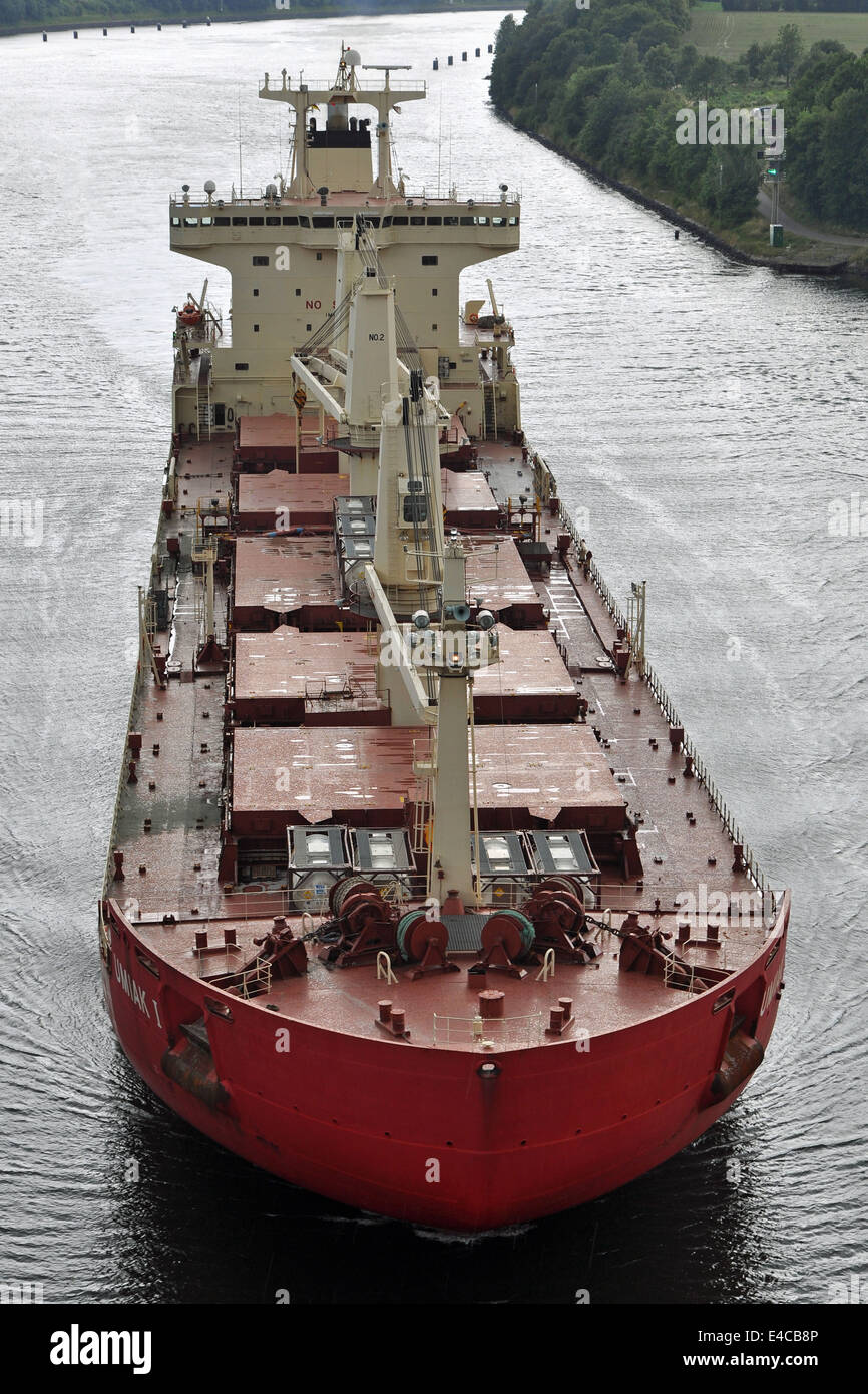 Umiak hi-res stock photography and images - Alamy