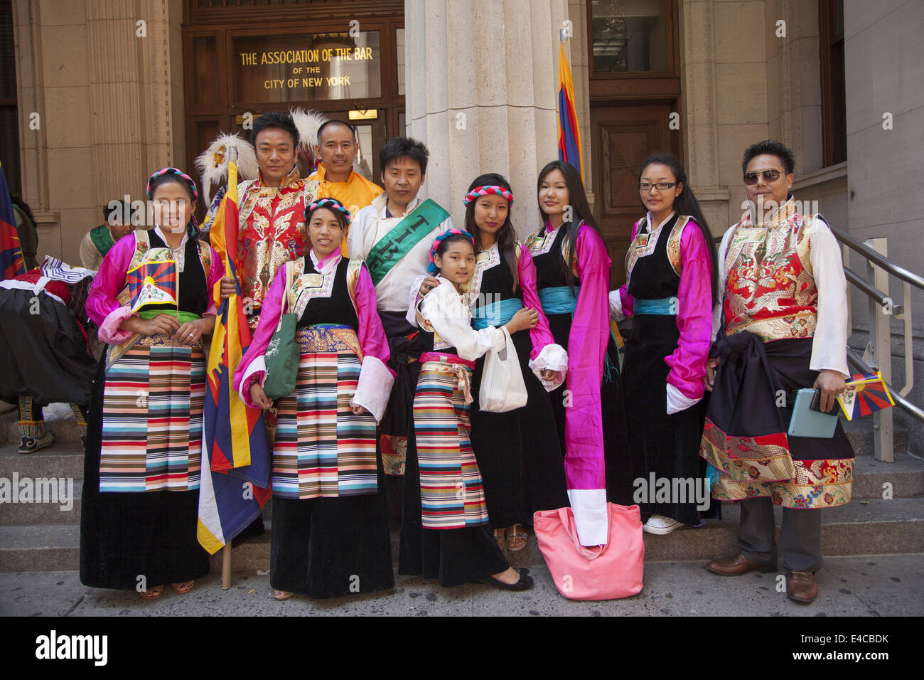 Tibetan children in street hi-res stock photography and images - Alamy