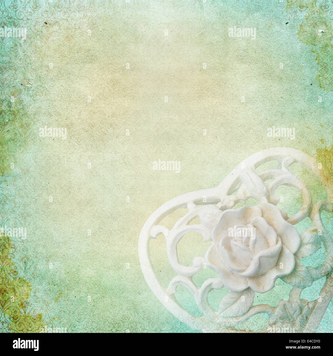 Vintage shabby chic background with rose heart Stock Photo - Alamy