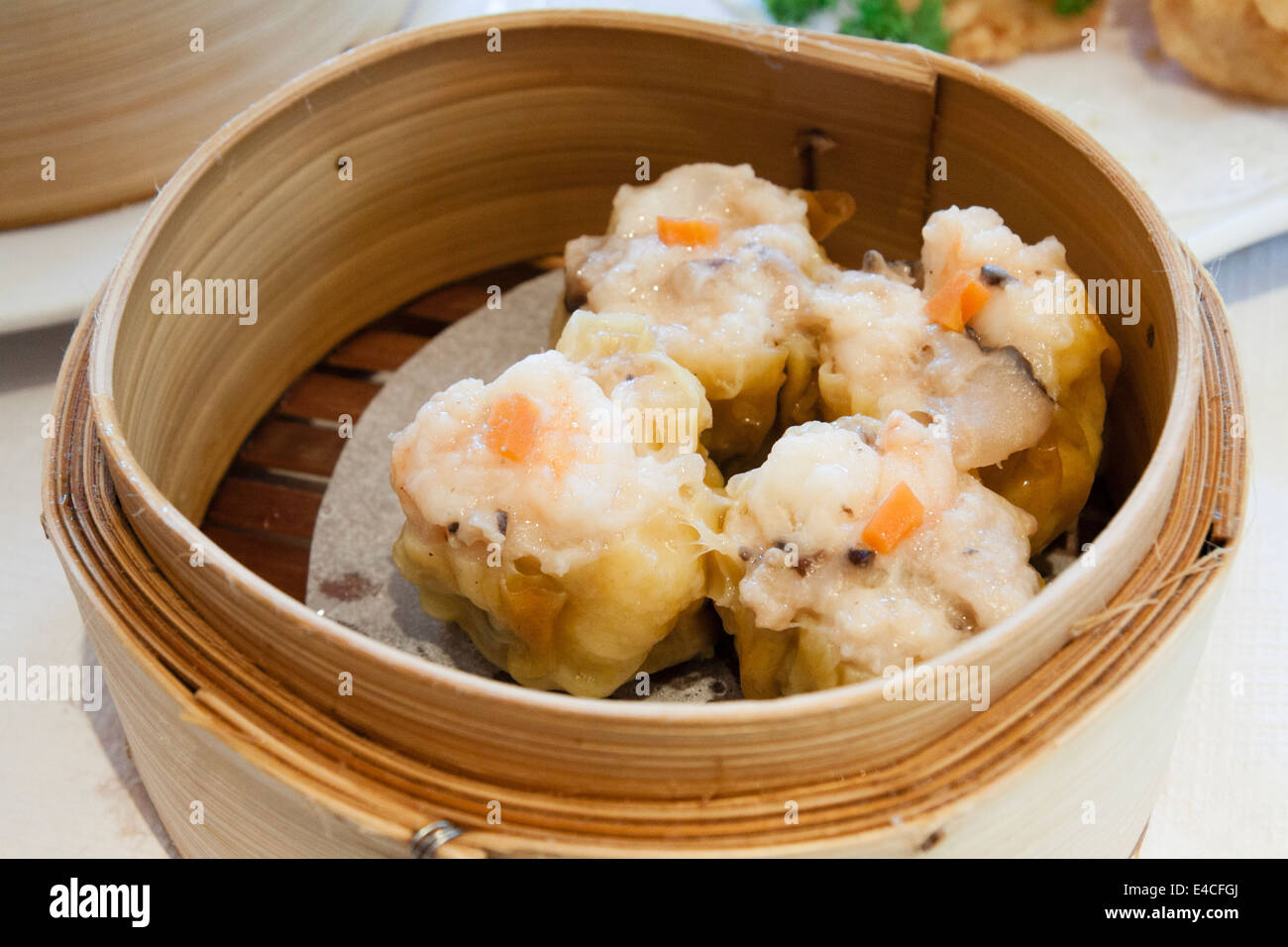 Siu mai hi-res stock photography and images - Alamy